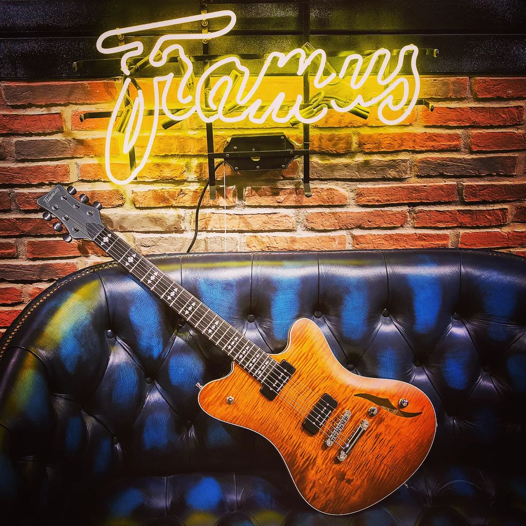 Framus Guitars |Acoustic | Electric - Amber Tech